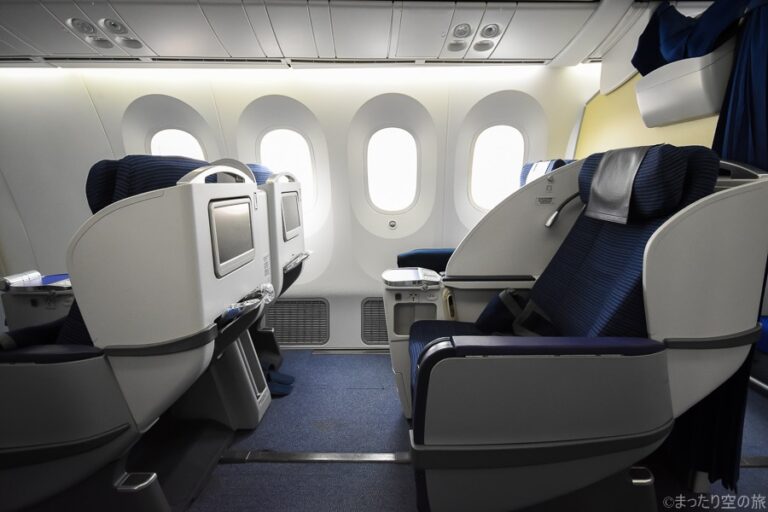 ANAの国内線用B787-8(78P)の座席の広さ・快適さ・おすすめ席まとめ - まったり空の旅